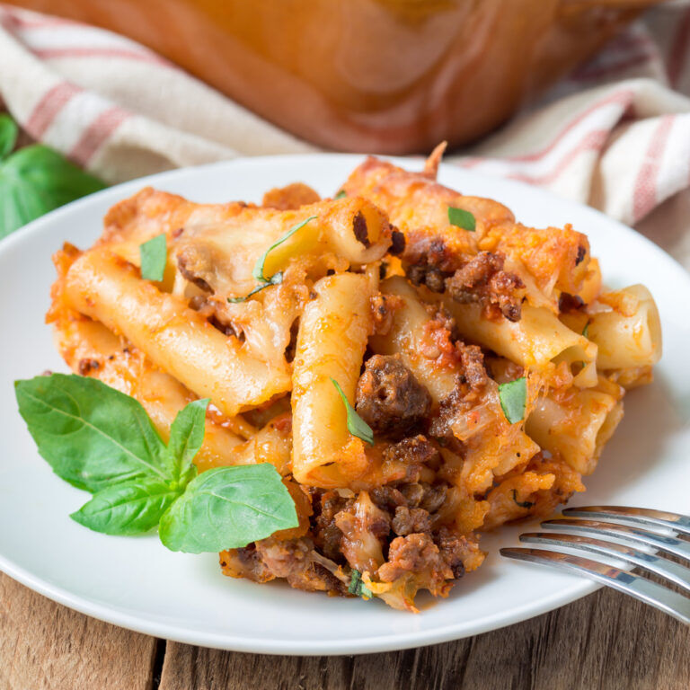 Baked Ziti with Ground Beef and Ricotta Recipe - ZYVINA